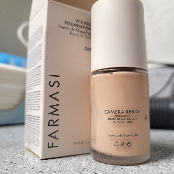 Farmasi | Makeup | Farmasi Vfx Pro Foundation C5 | Poshmark